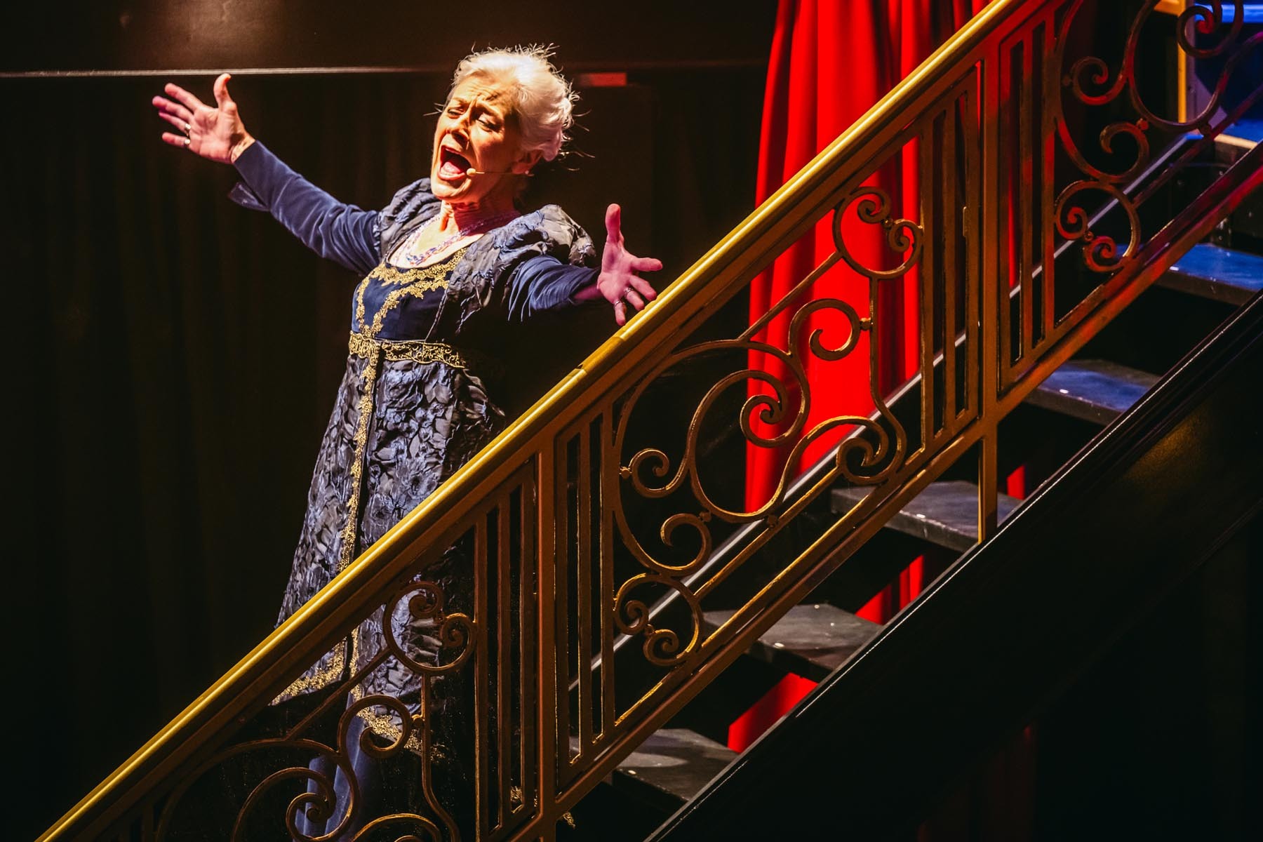 Mirvish.com: Natasha, Pierre & The Great Comet of 1812