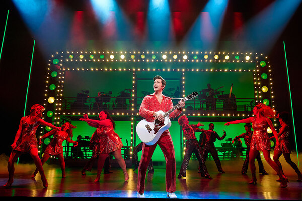 A Beautiful Noise: The Neil Diamond Musical | Mirvish
